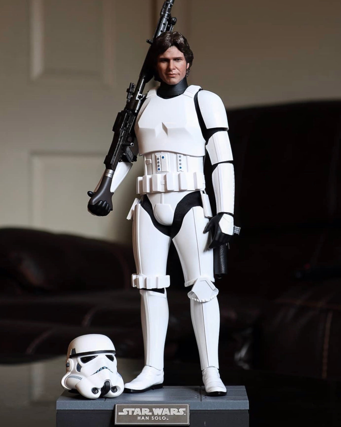 Hot toys MMS418 Star Wars A New Hope Han Solo Stormtrooper Disguise ...